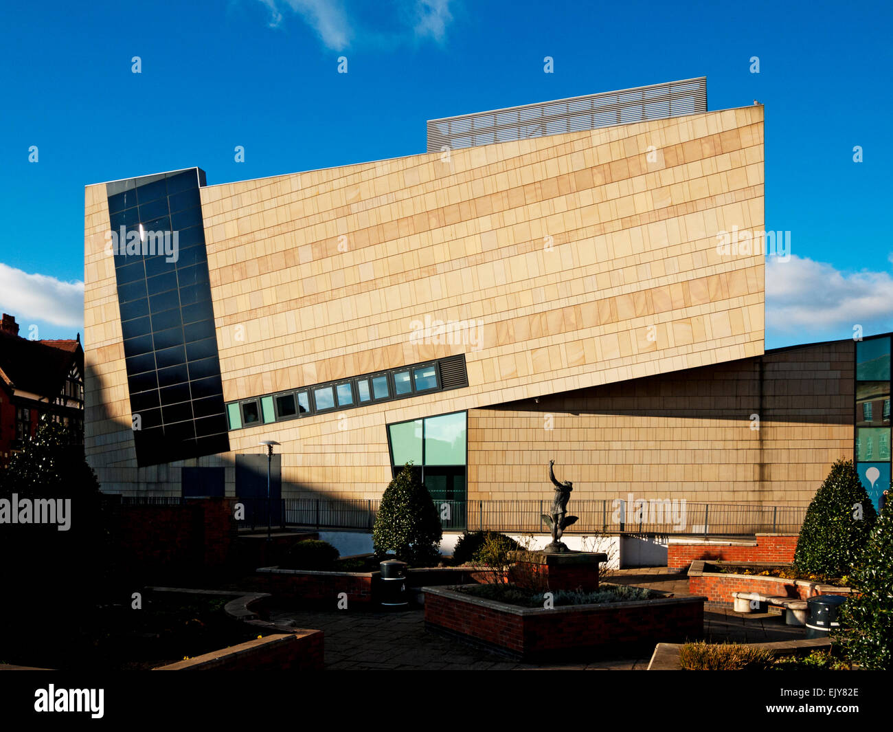 The quad derby arts centre hi-res stock photography and images - Alamy