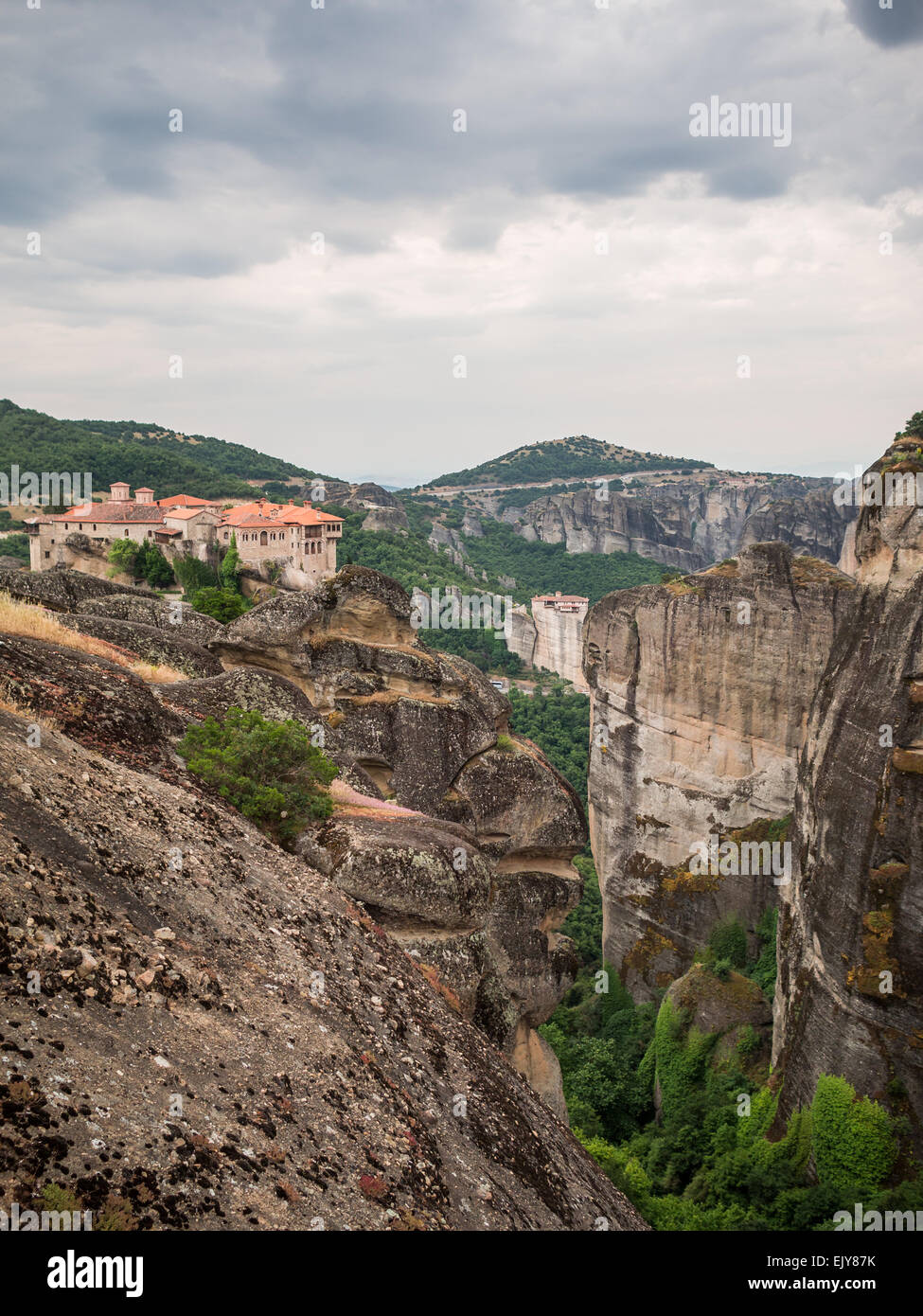 Greek orthodox monasteries hi-res stock photography and images - Alamy