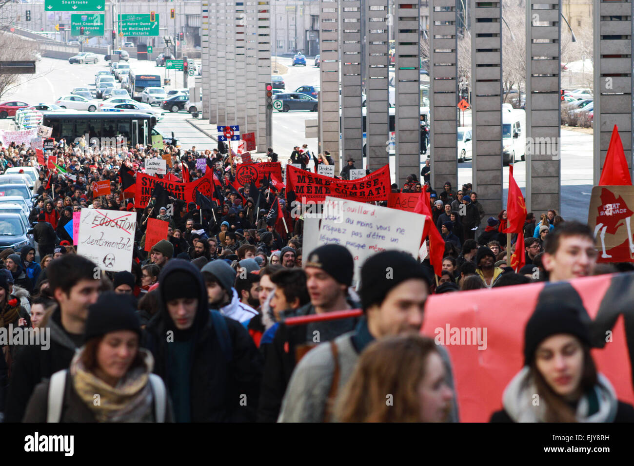 Student students holding signs posters hi-res stock photography and ...