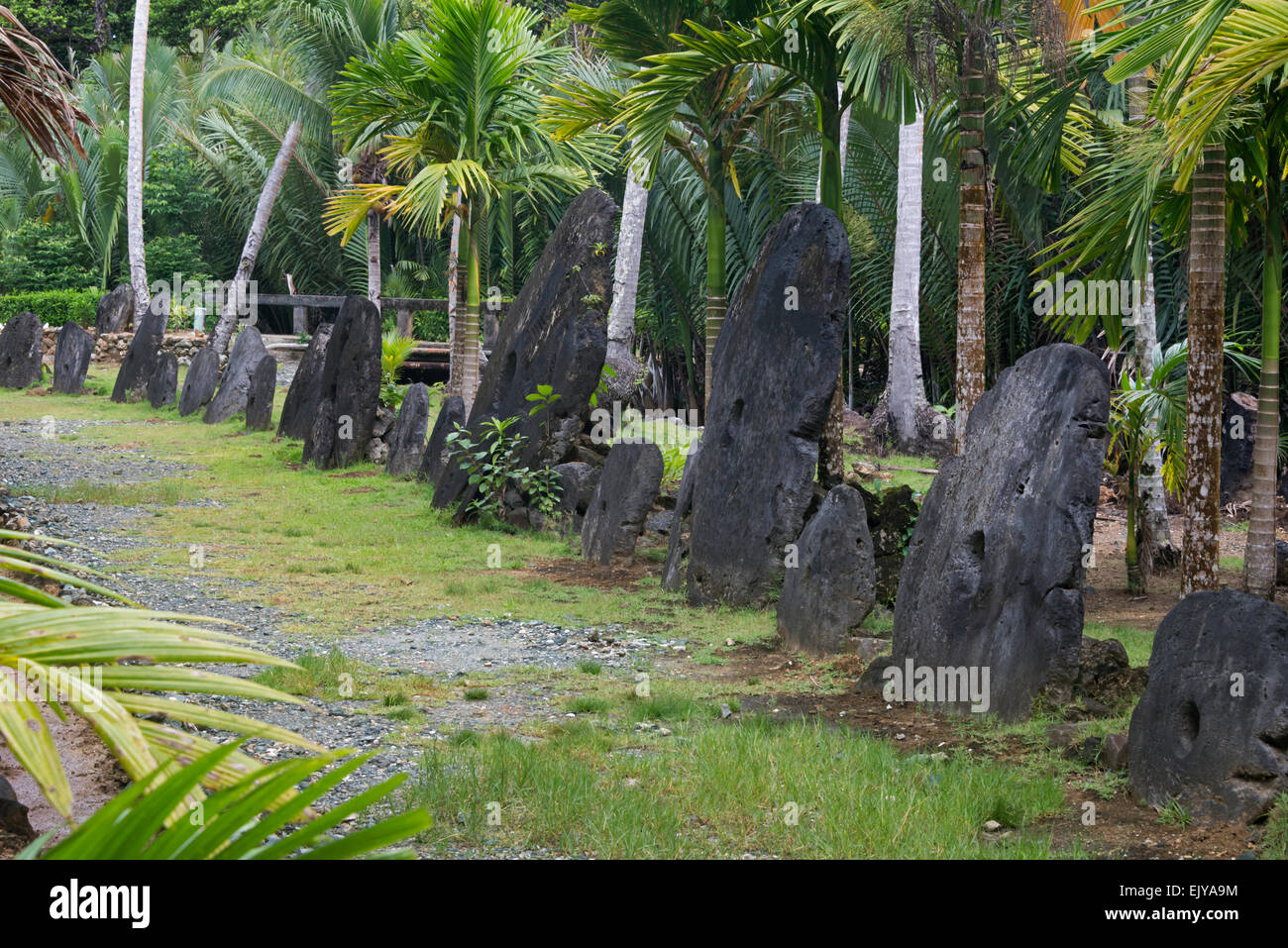 Money stones yap hi-res stock photography and images - Alamy