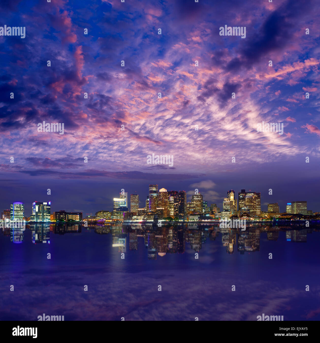 Boston harbor hi-res stock photography and images - Alamy