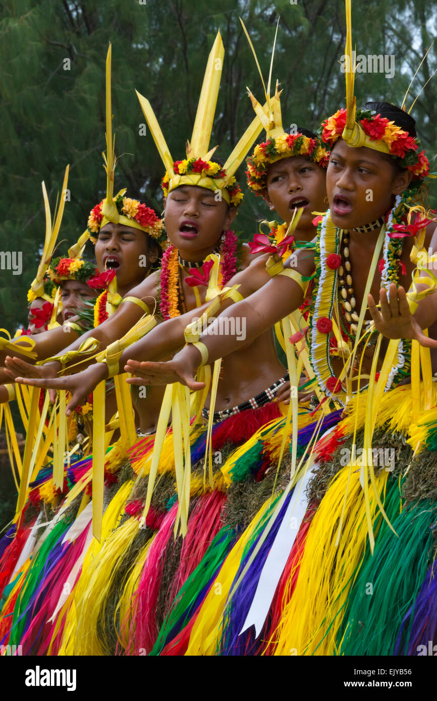 Yapese girls in traditional clothing hi-res stock photography and ...