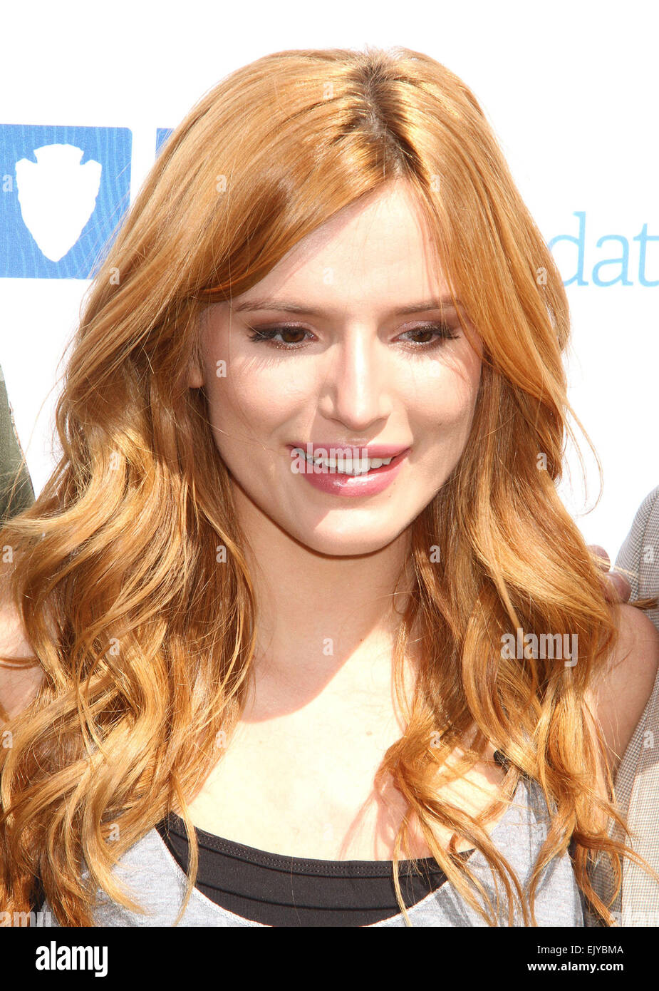 Bella thorne headshot hi-res stock photography and images - Alamy