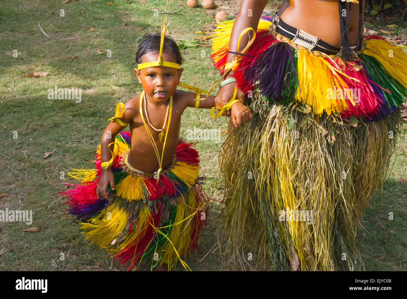 Yapese woman in traditional clothing with little girl at Yap Day ...