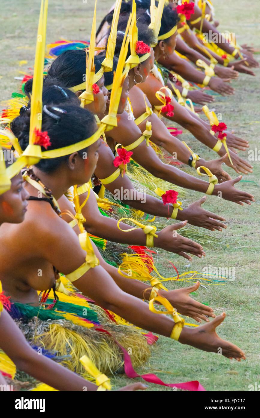 Yapese girls hi-res stock photography and images - Alamy