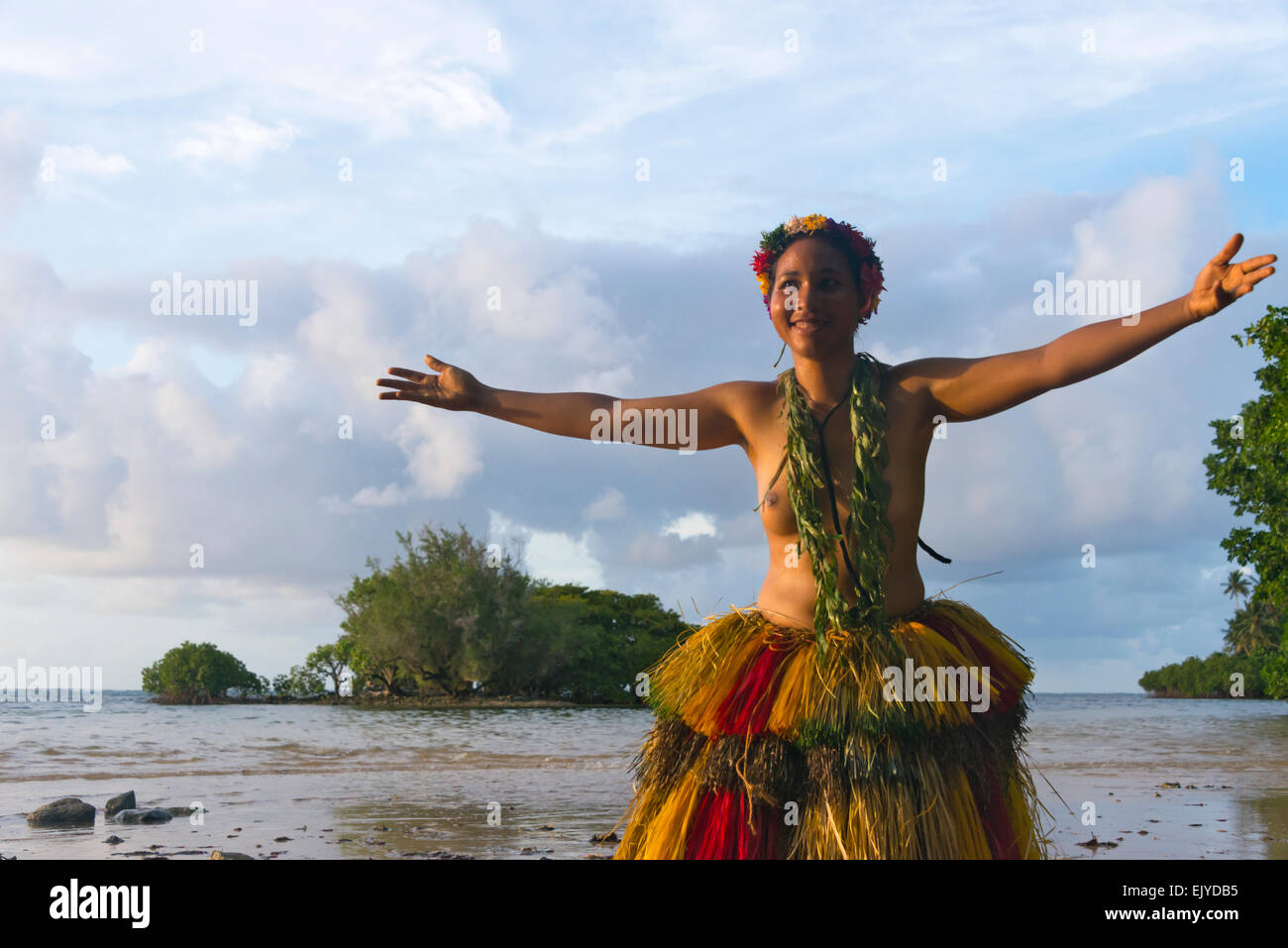 Yapese Woman High Resolution Stock Photography and Images - Alamy