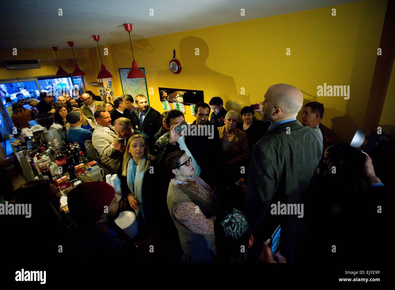 British journalist graham phillips hi-res stock photography and images ...