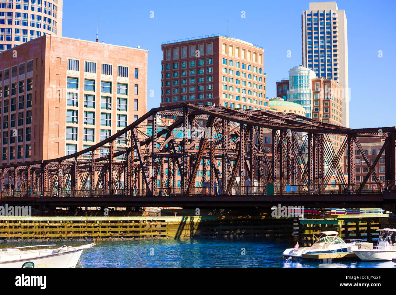 Northern avenue hi-res stock photography and images - Alamy