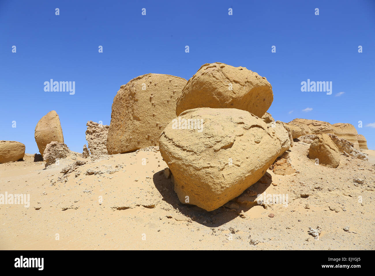 Egyptian rock pattern hi-res stock photography and images - Alamy