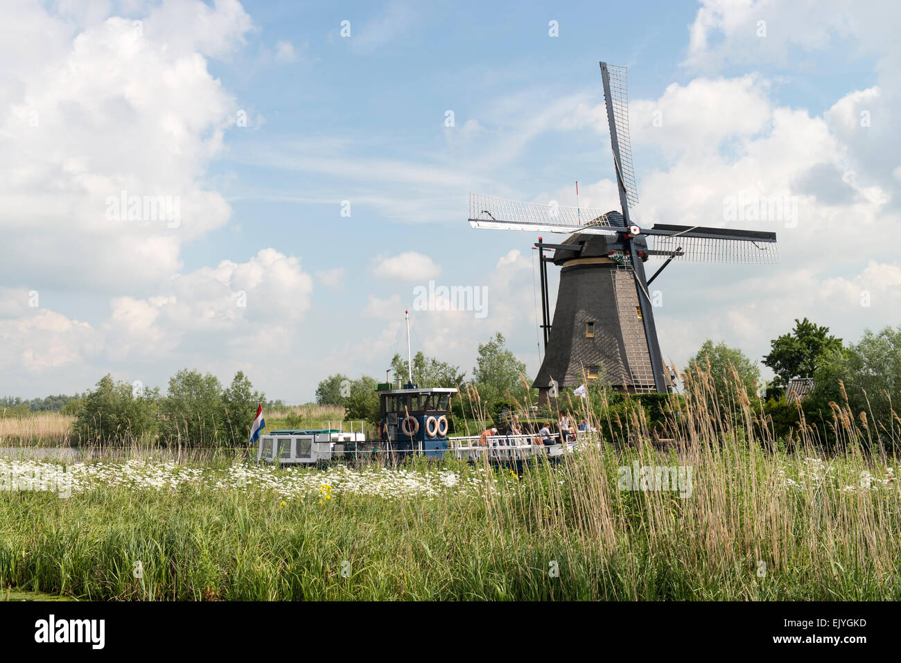 Authentic Dutch windmill at Kinderdijk, The Netherlands Stock Photo - Alamy