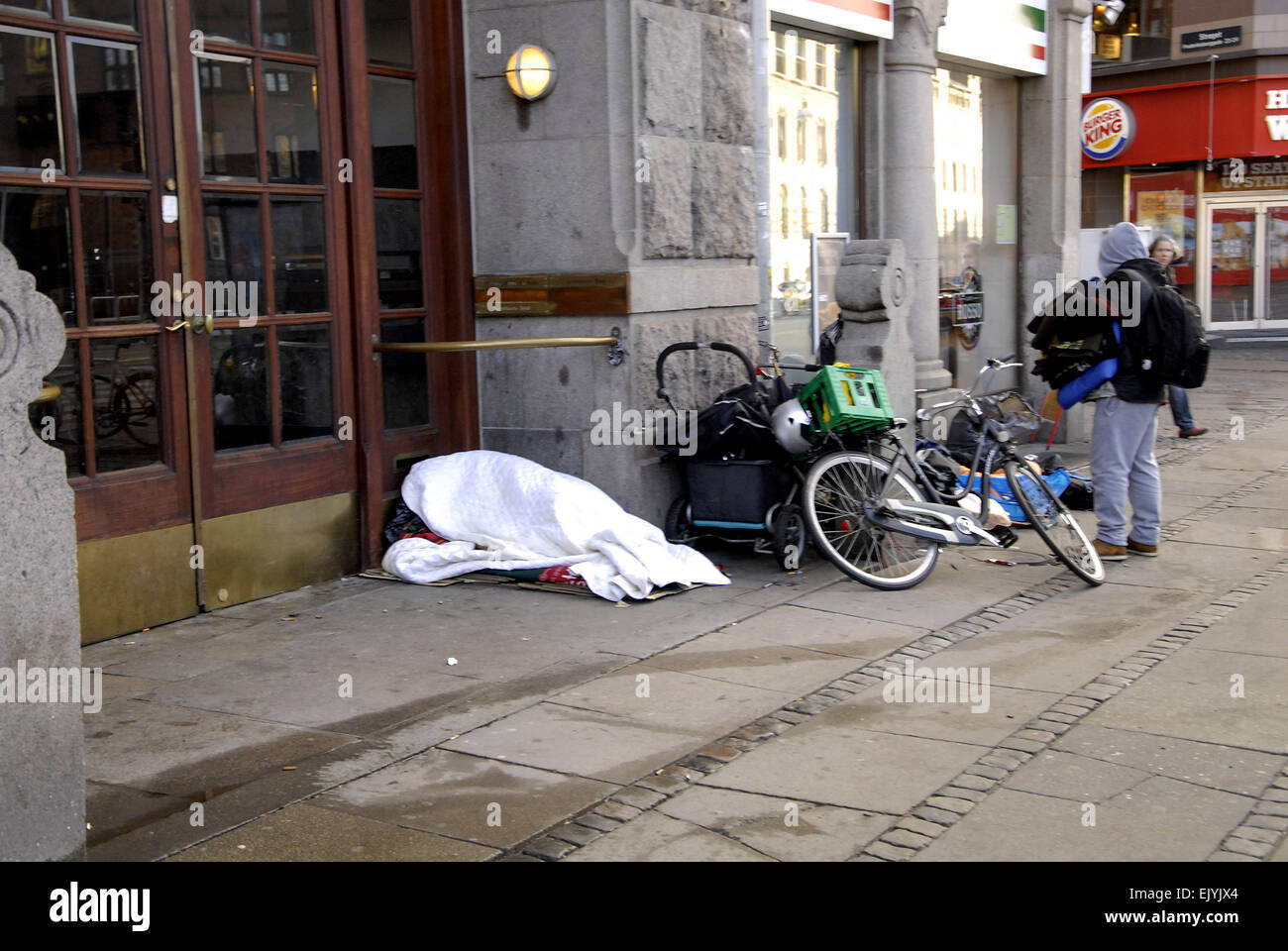 Copenhagen, Denmark. 03rd Apr, 2015. Gypsies and romas are homeless in ...