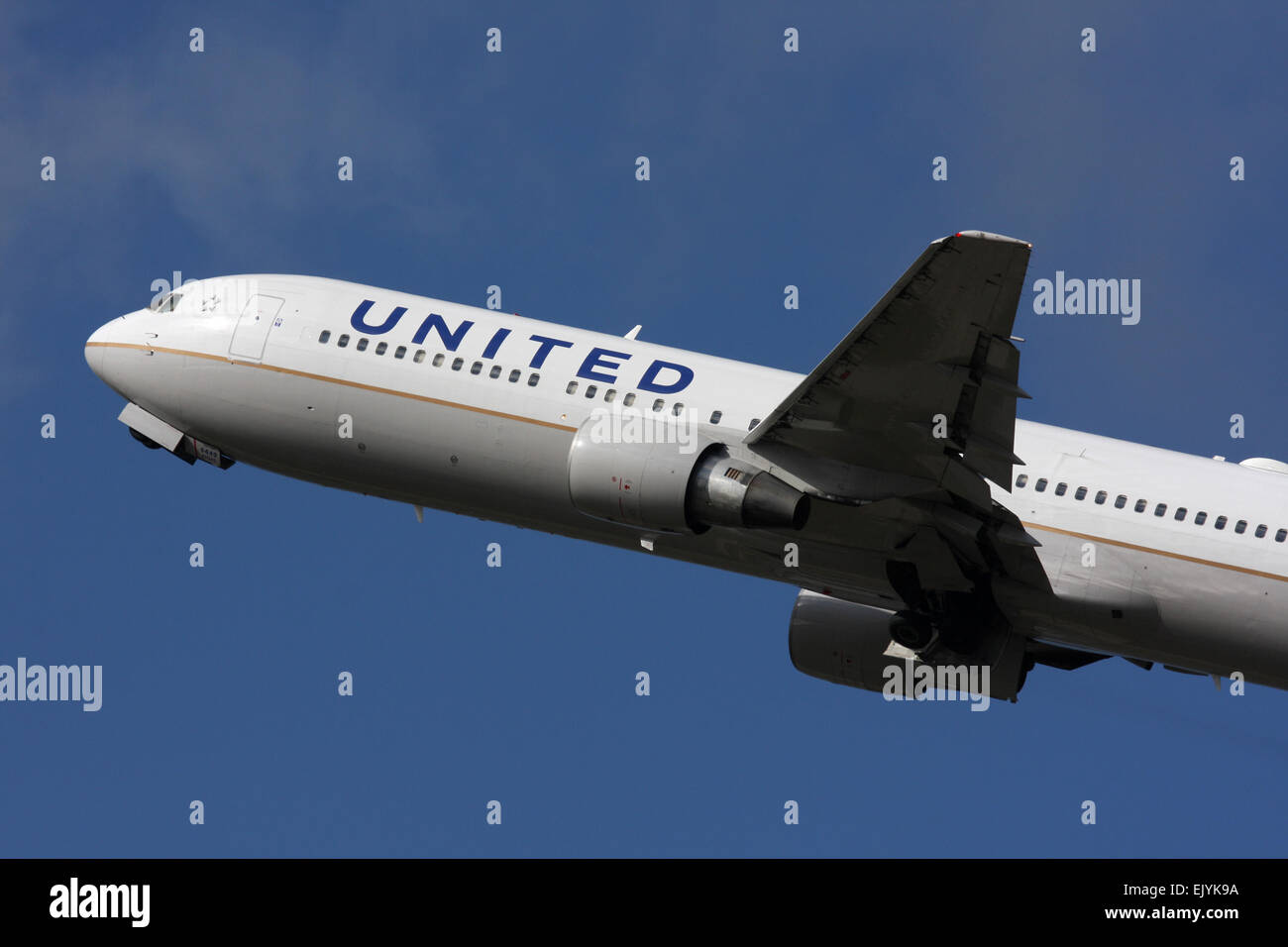 United Airlines 767 300