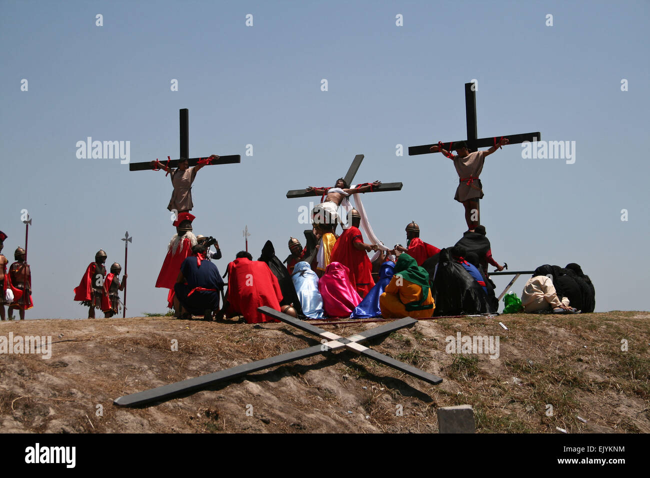 San Fernando, Philippines. 03rd Apr, 2015. Thirty year crucifixion ...