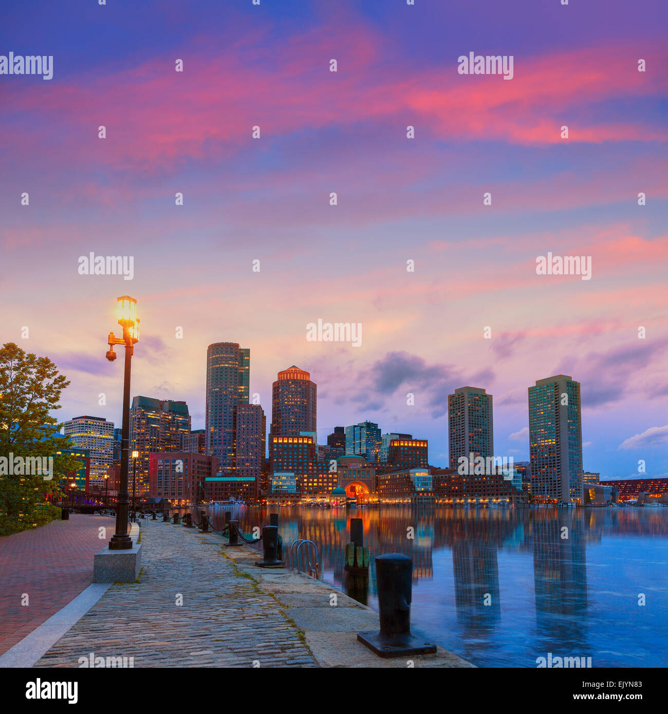 Boston sunset skyline hi-res stock photography and images - Alamy