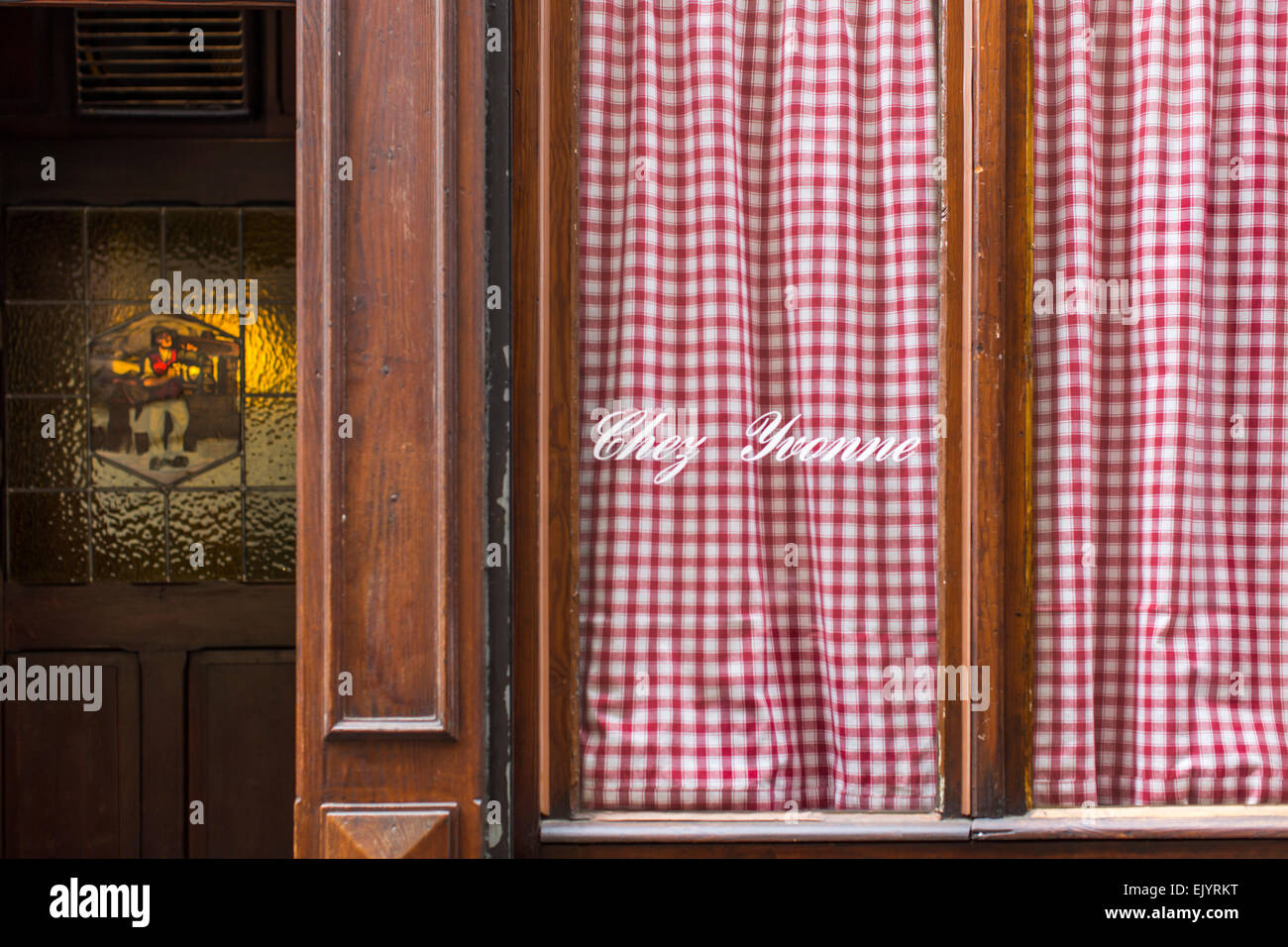 Restaurant window, Strasbourg, France Stock Photo - Alamy