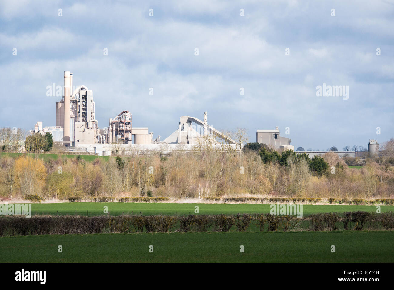 Cement ketton rutland hi-res stock photography and images - Alamy