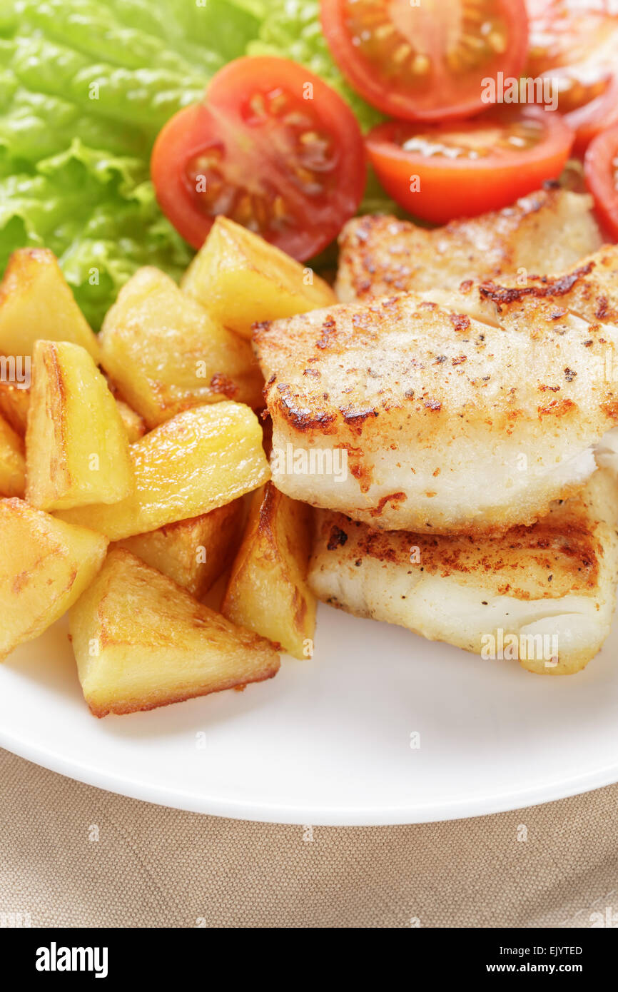Dish eating fillet fish hi-res stock photography and images - Alamy