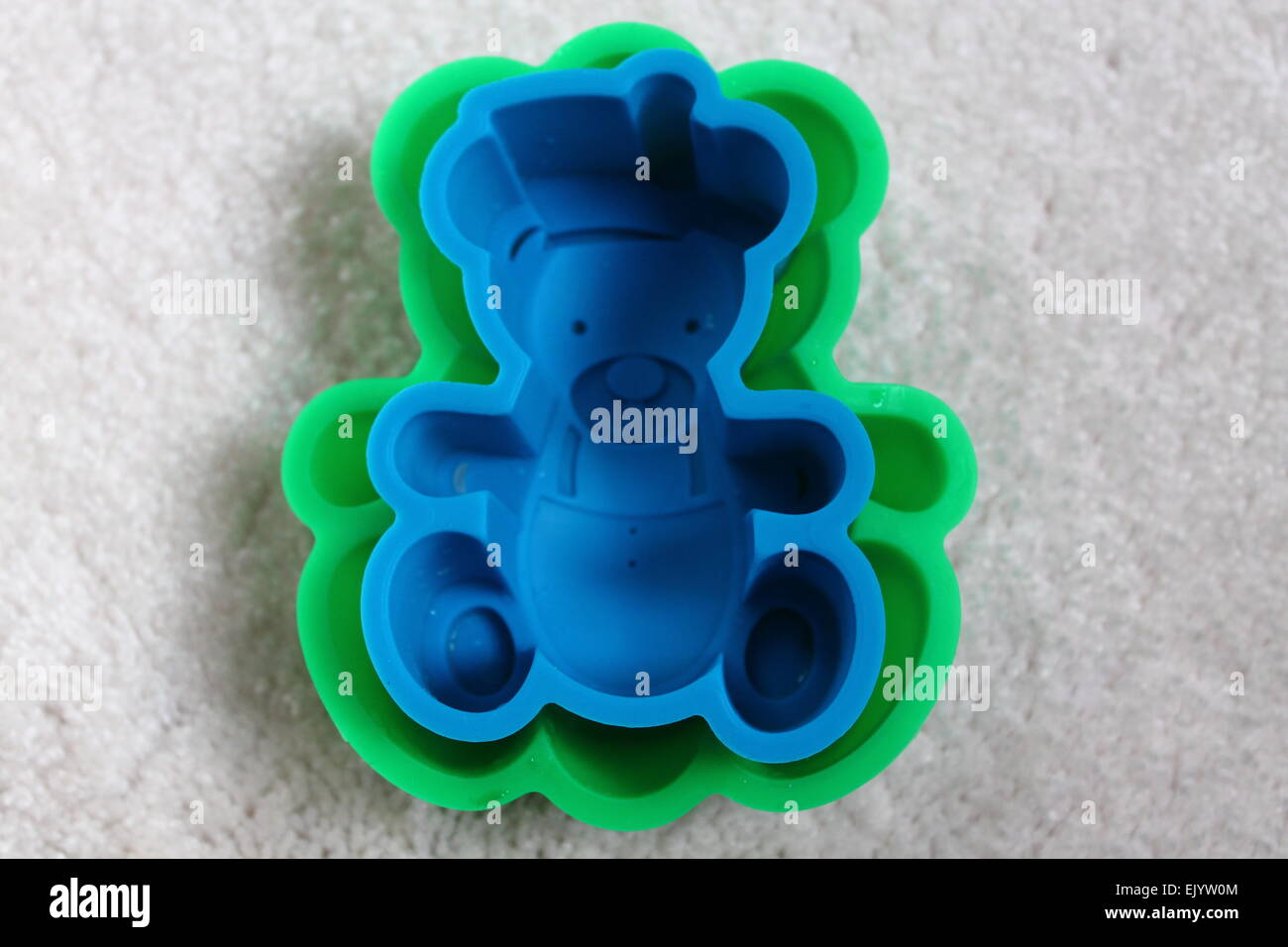 Hollow forms hi-res stock photography and images - Alamy