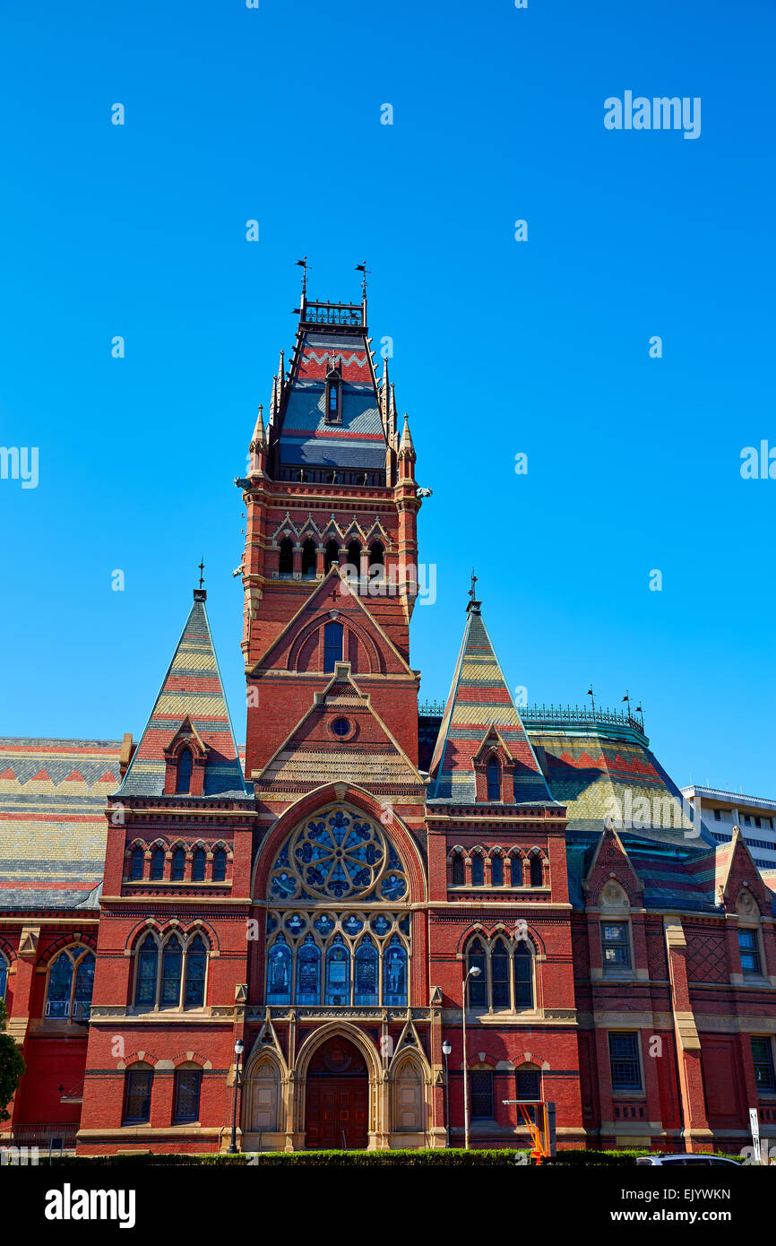 Boston Harvard University historic building in Cambridge at ...