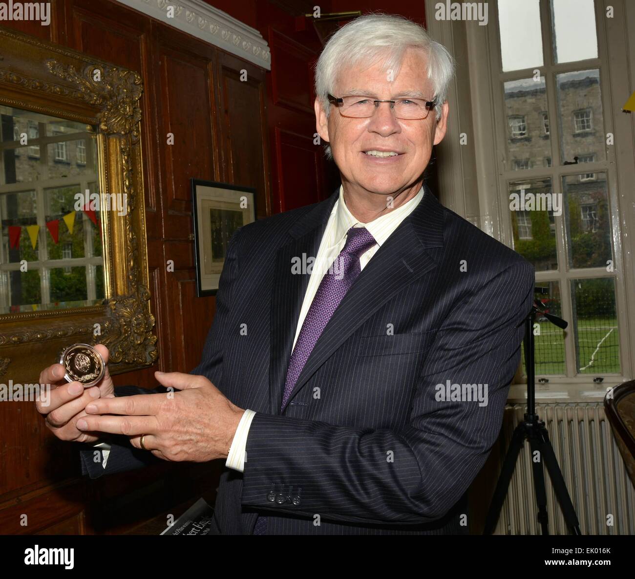 Nobel Prize winner Robert Engle received the Gold Medal of Honorary ...