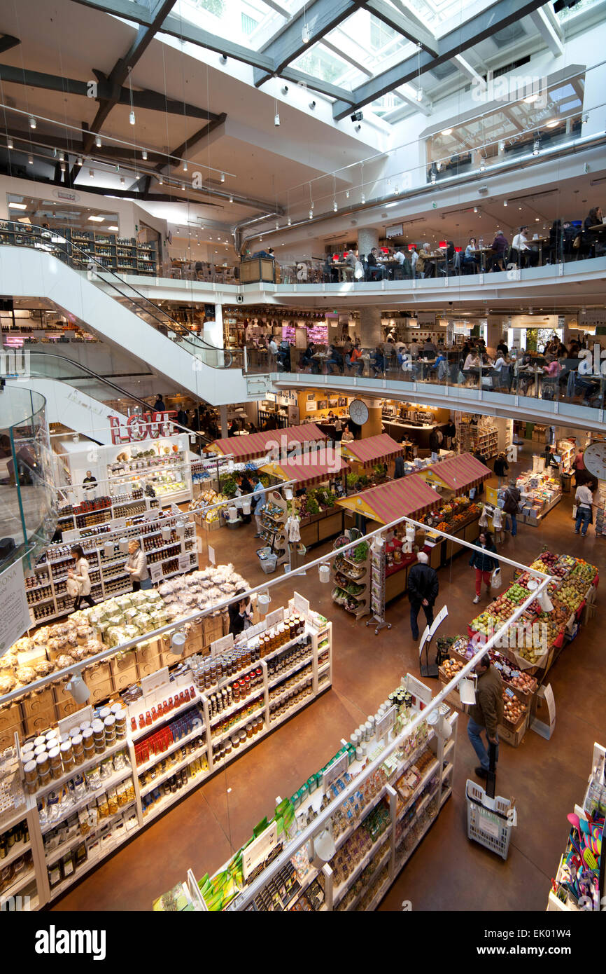 Brunch restaurants hi-res stock photography and images - Alamy