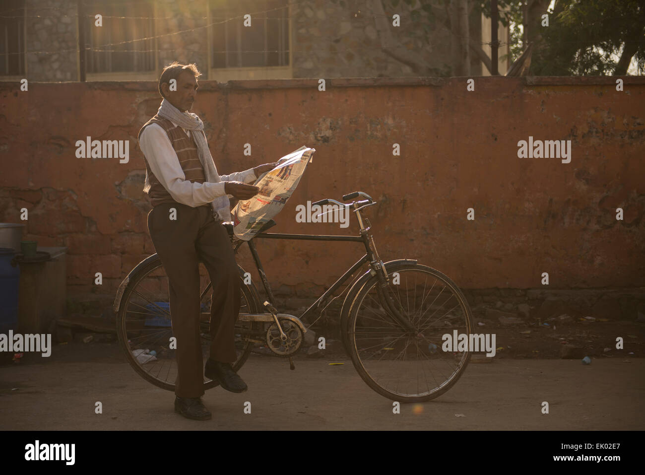 Man chasing hi-res stock photography and images - Alamy