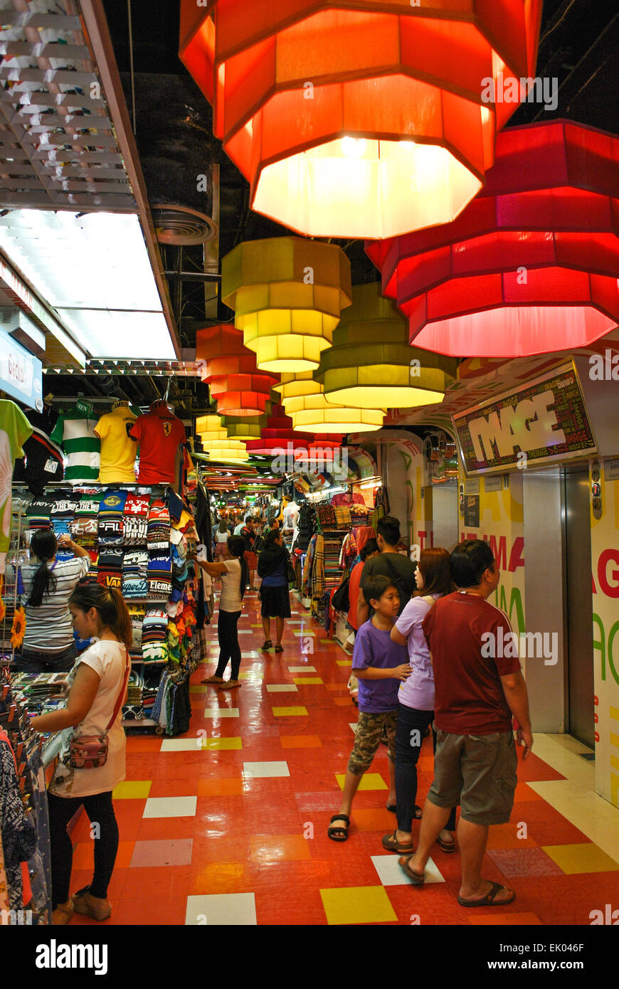 Bangkok thailand mbk shopping centre hi-res stock photography and ...