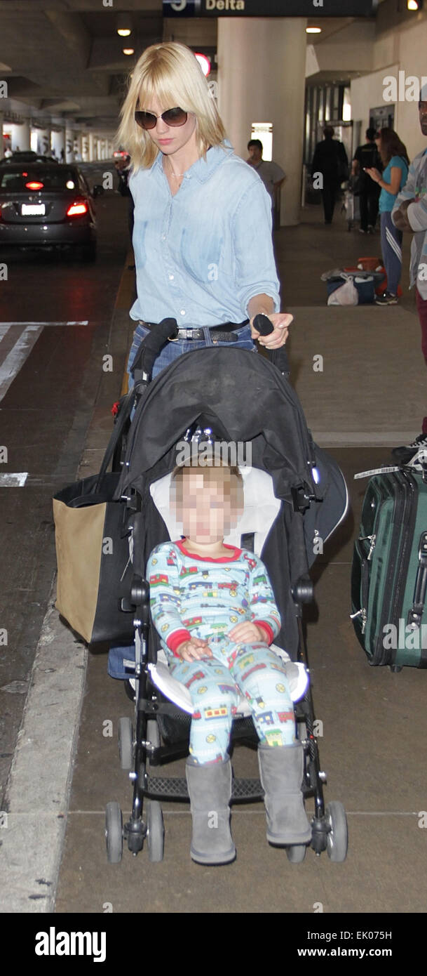January Jones and her son Xander at Los Angeles International Airport ...