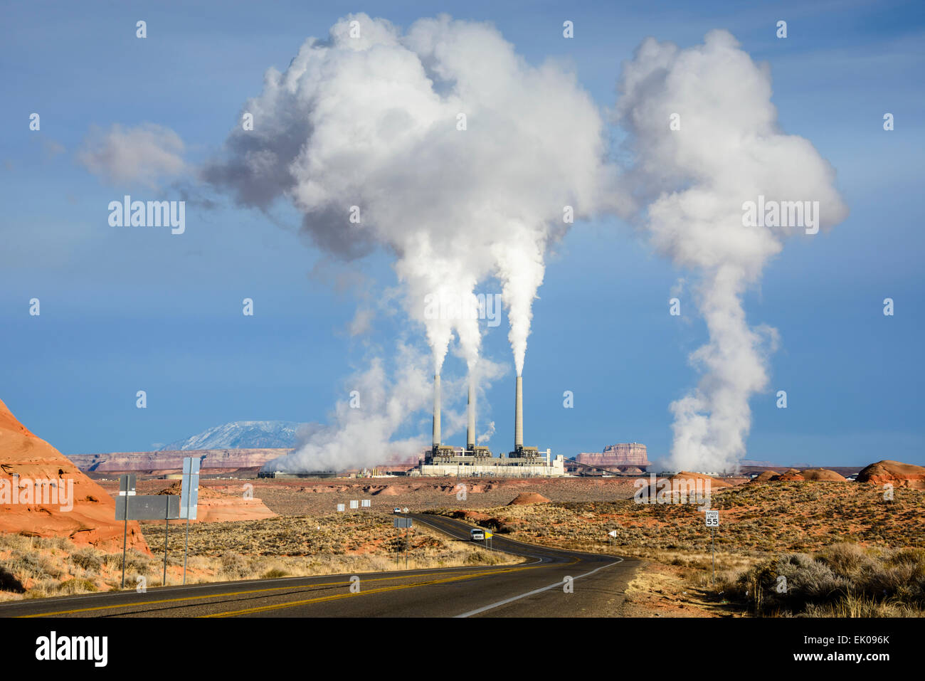 Fossil fuel station hi-res stock photography and images - Alamy