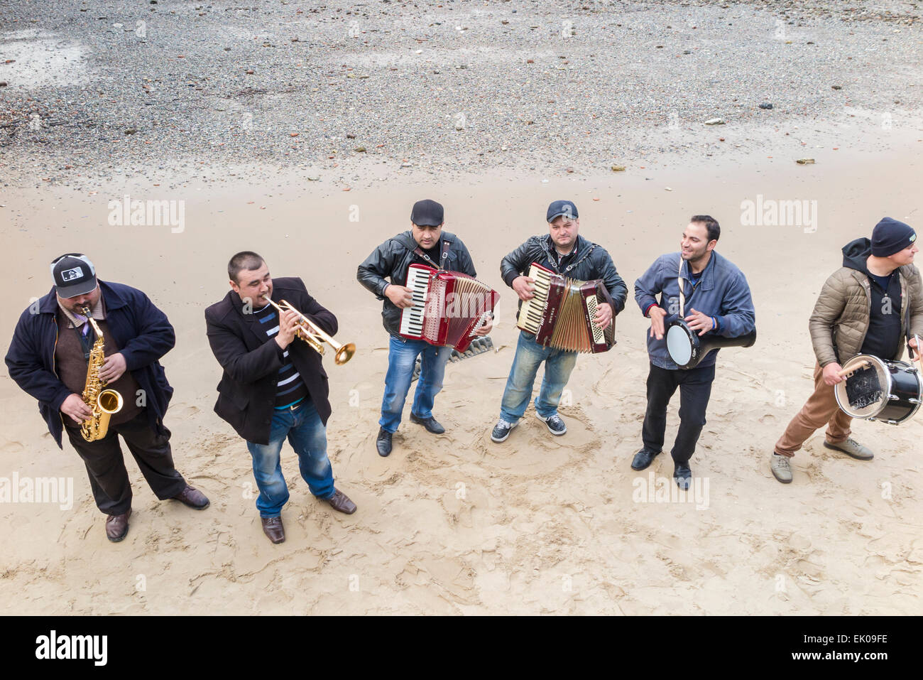 Band buskers performing on river hi-res stock photography and images ...