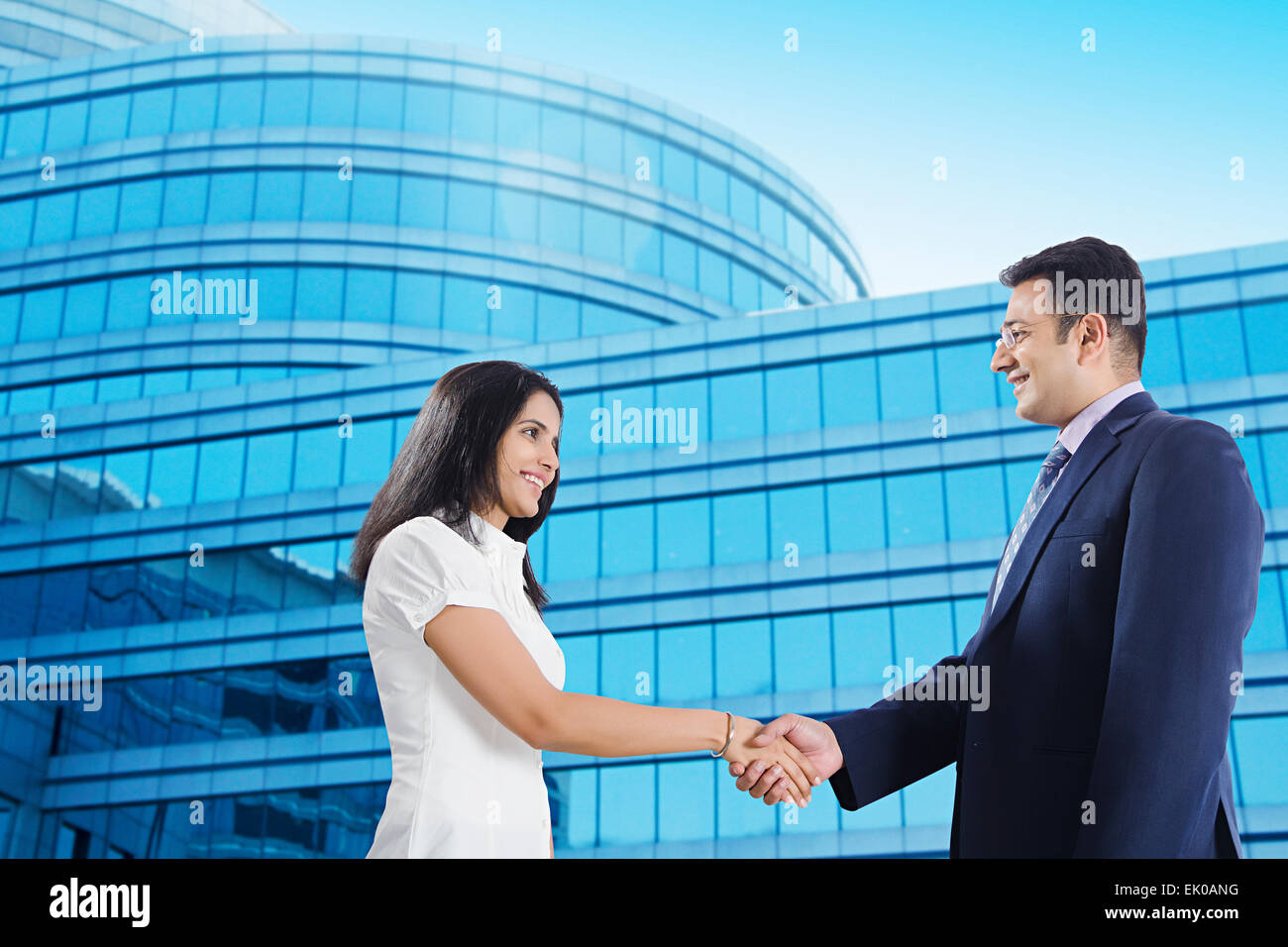 Employer employee relationship hi-res stock photography and images - Alamy