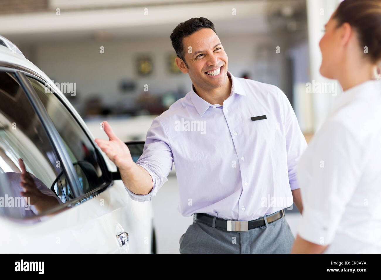 Salesman talking customer hi-res stock photography and images - Alamy