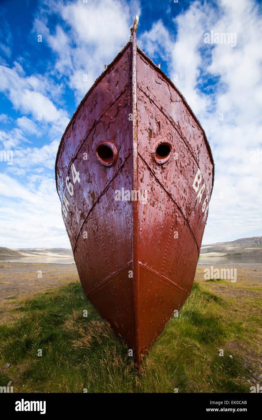 Oldest shipwrecked steel ship in Iceland Stock Photo - Alamy