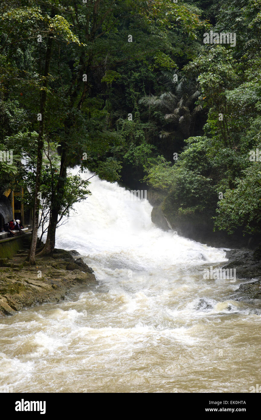 Bantimurung cascade hi-res stock photography and images - Alamy