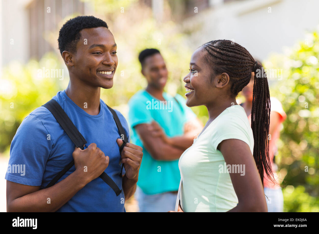 Boy girl talking campus hi-res stock photography and images - Alamy