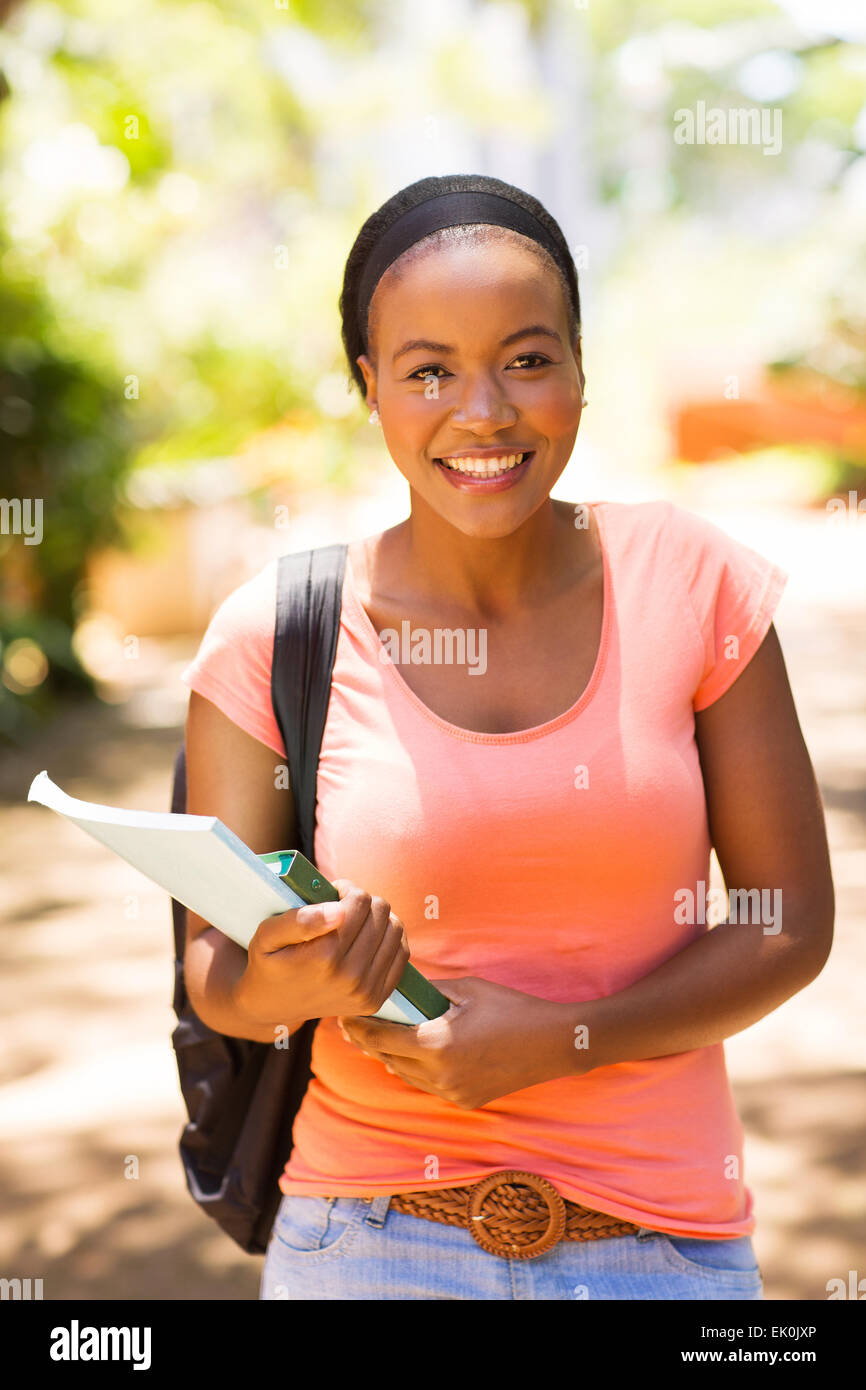 University student outside hi-res stock photography and images - Alamy
