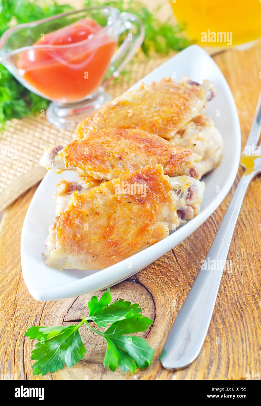 Messy chicken wing hi-res stock photography and images - Alamy