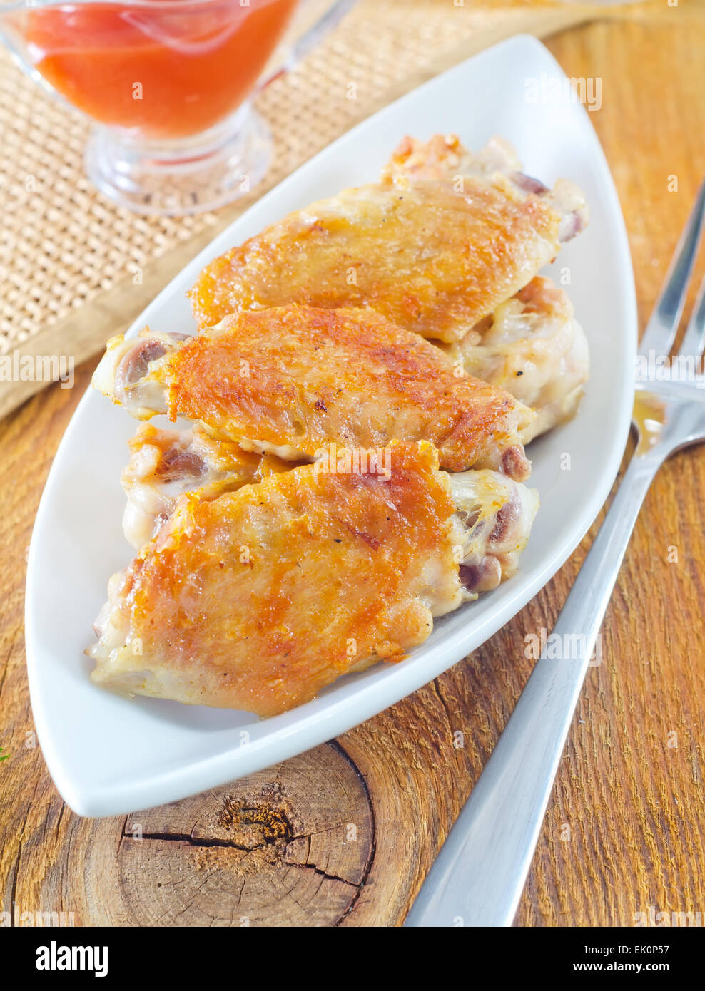 Messy chicken wing hi-res stock photography and images - Alamy