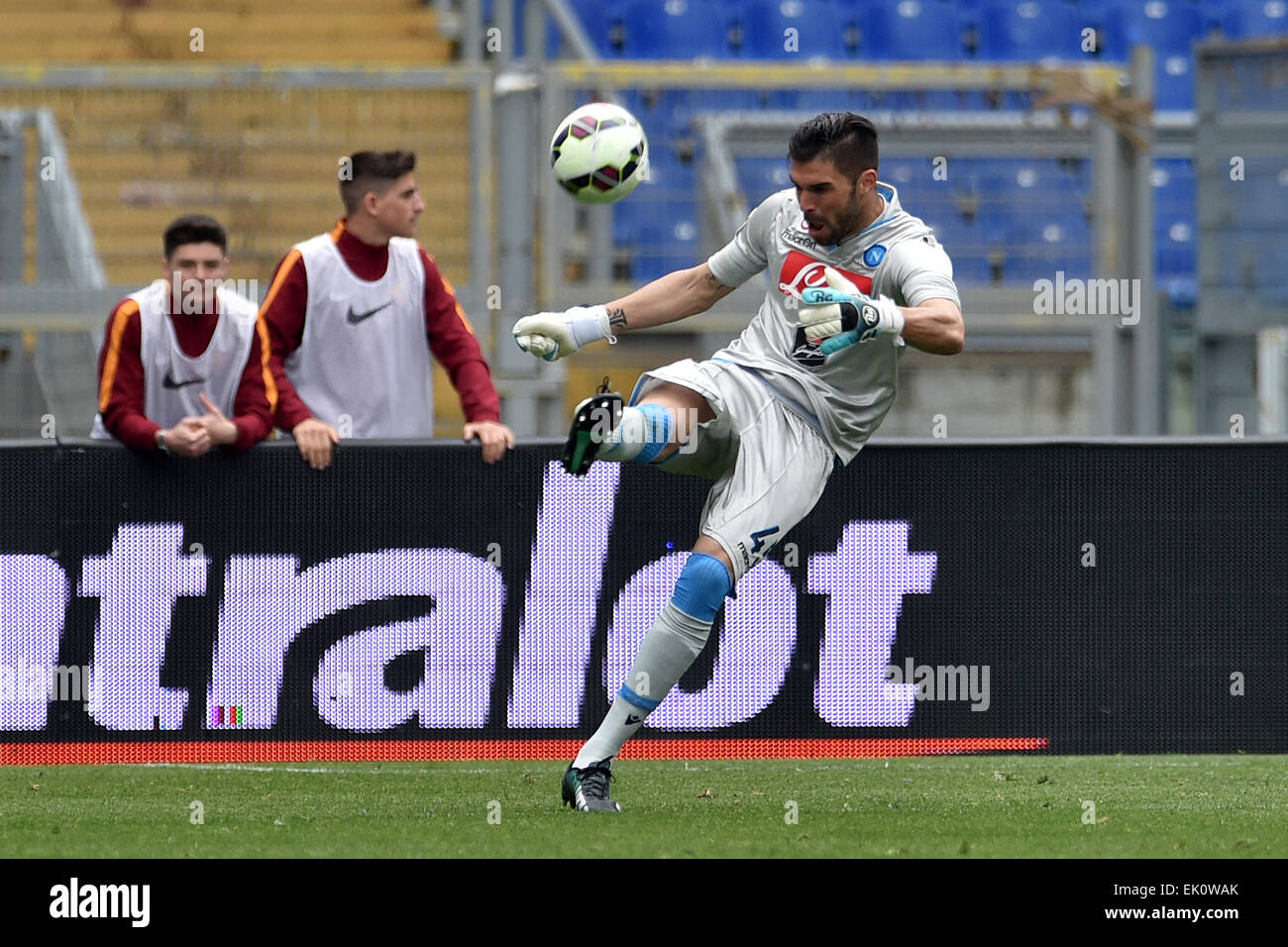 Rome, Italy. 04th Apr, 2015. Serie A Football. Roma versus Napoli ...