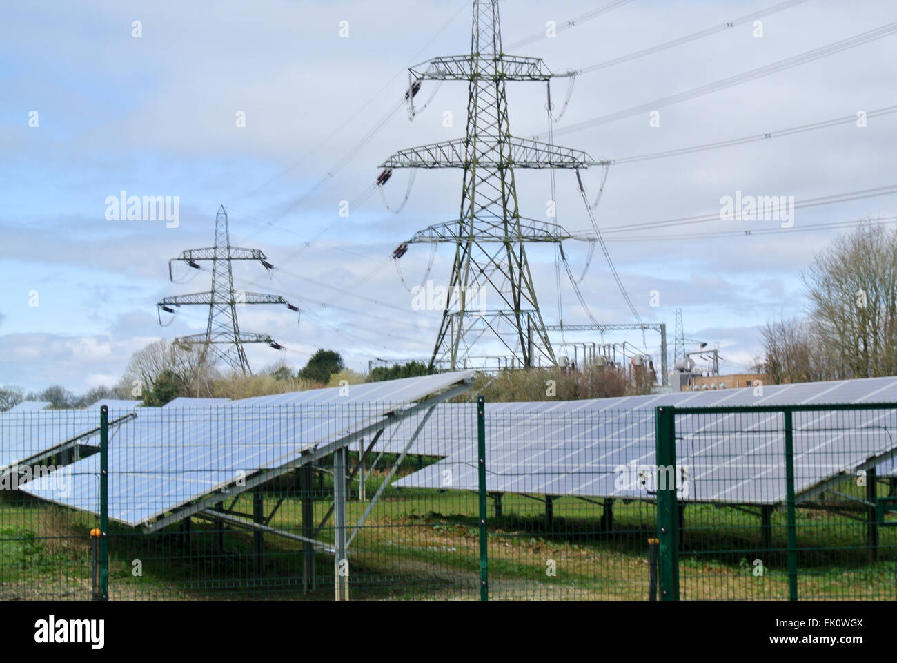 Renewable solar energy farm Stock Photo - Alamy