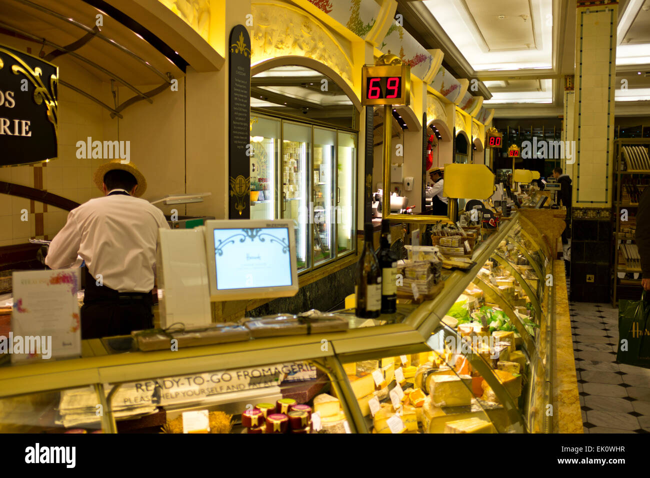 Food halls selling chocolates hi-res stock photography and images - Alamy