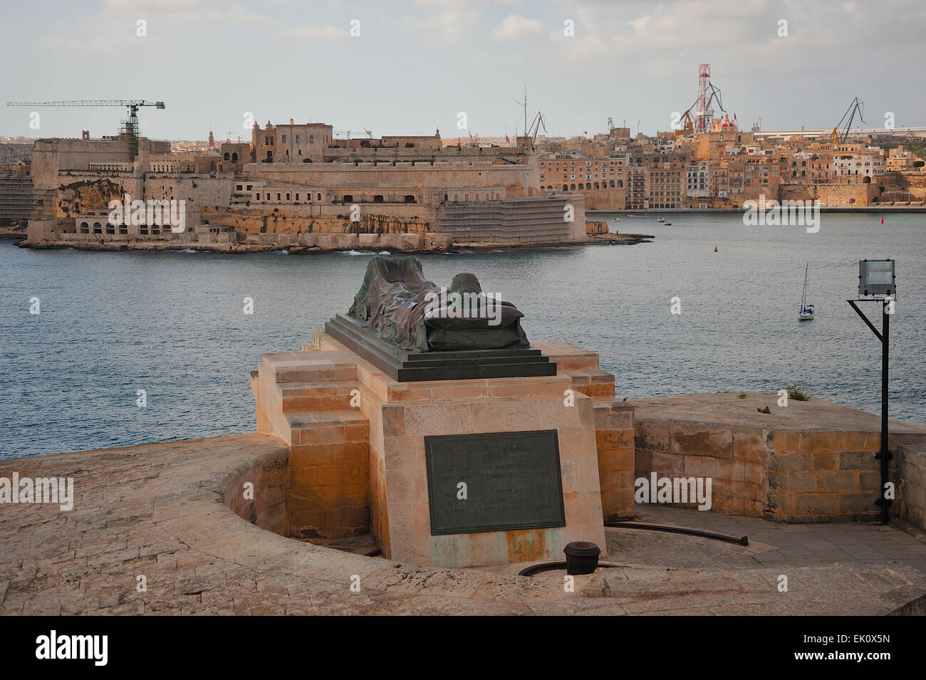 Valetta, Malta, mediterranean, Siege Bell War Memorial, old, historical ...