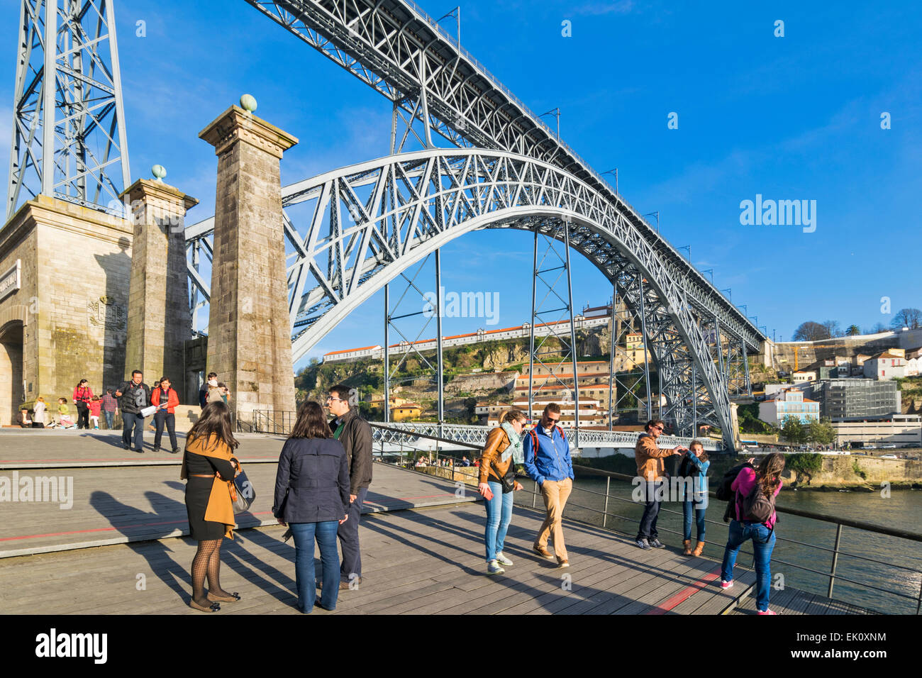 Metal span bridge hi-res stock photography and images - Alamy