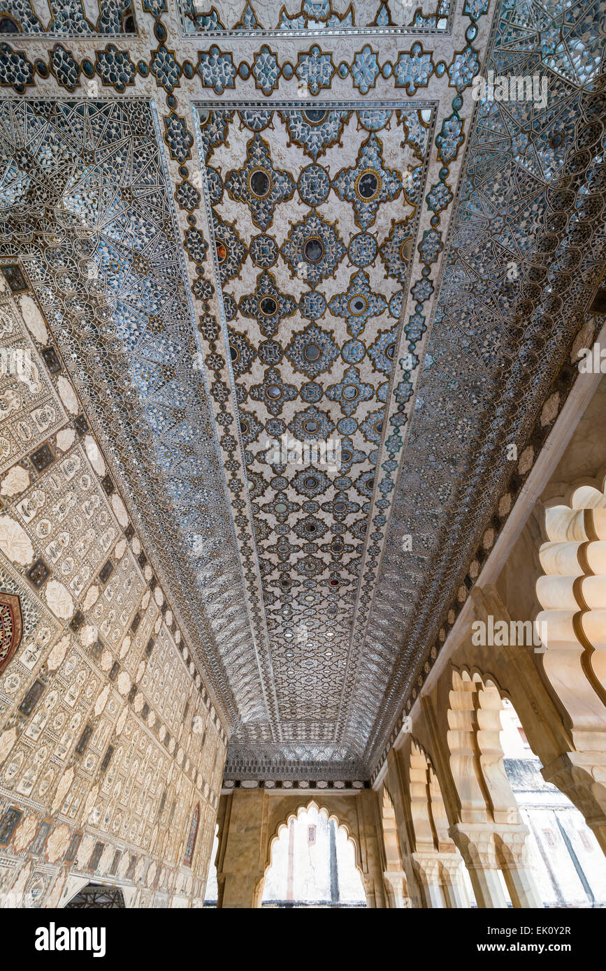 Decorated ceiling hi-res stock photography and images - Alamy