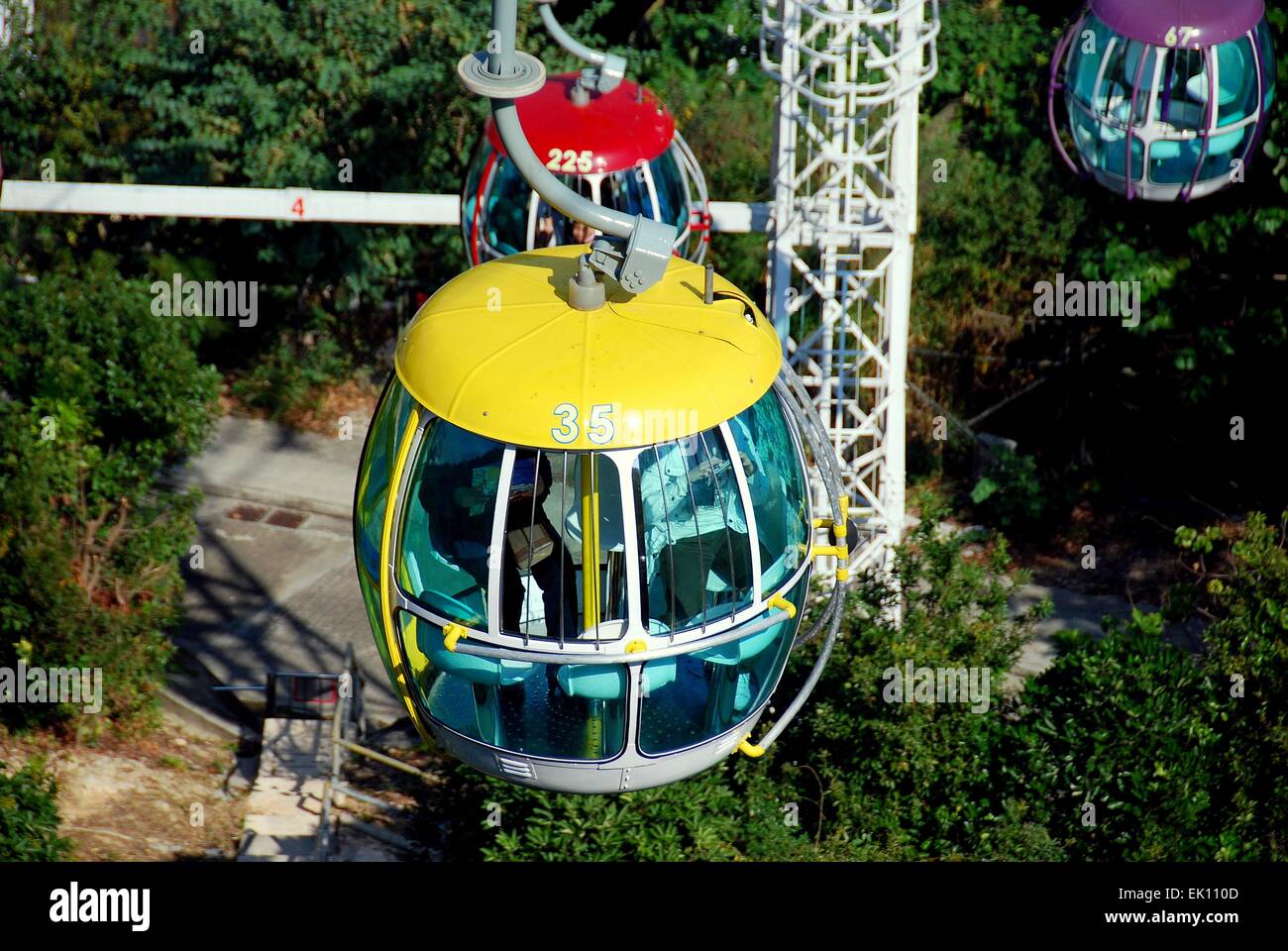Cable car hong kong ocean park hi-res stock photography and images - Alamy