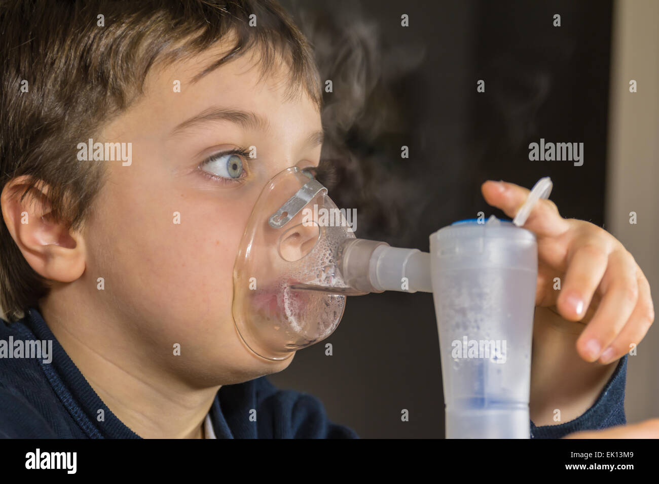 Inhalation machine hi-res stock photography and images - Alamy