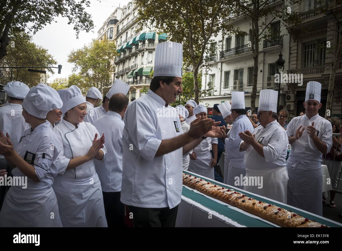 Buenos Aires, Argentina. 4th Apr, 2015. A 150m long Easter Bread is ...