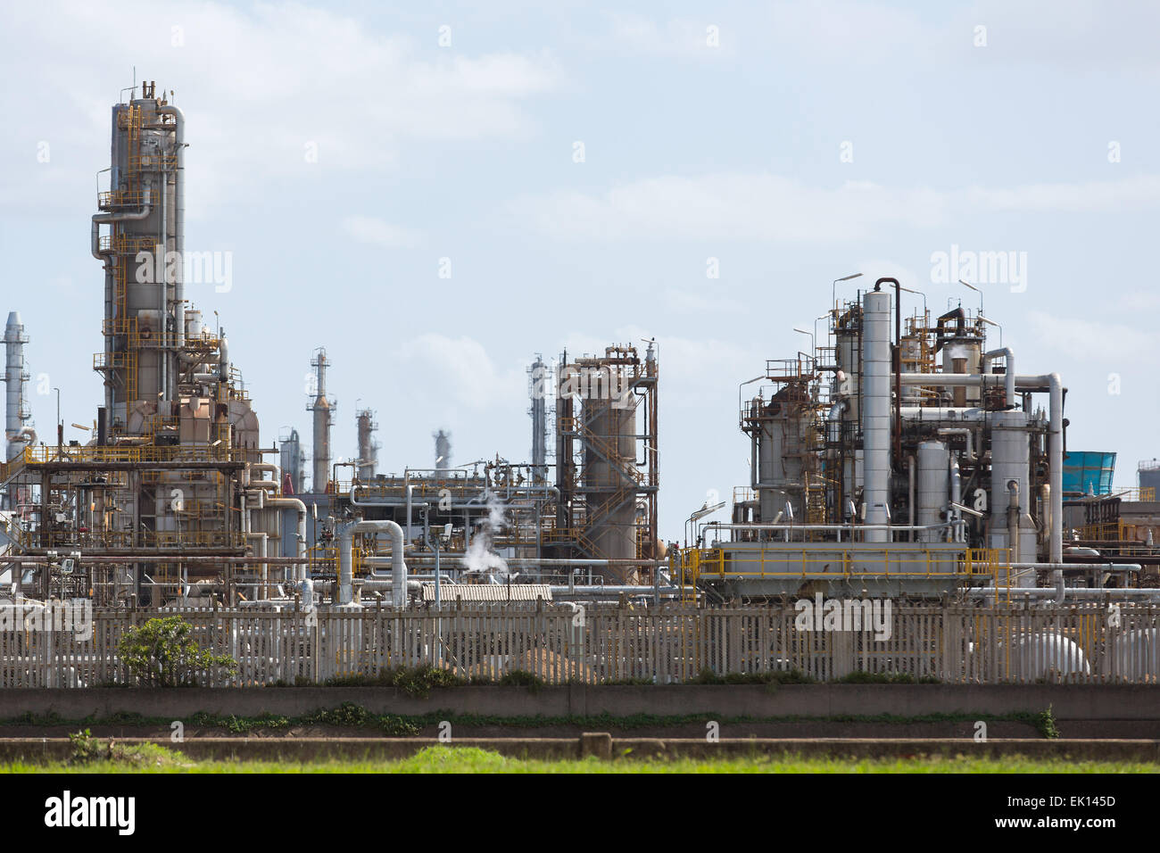 Modern oil hi-res stock photography and images - Alamy