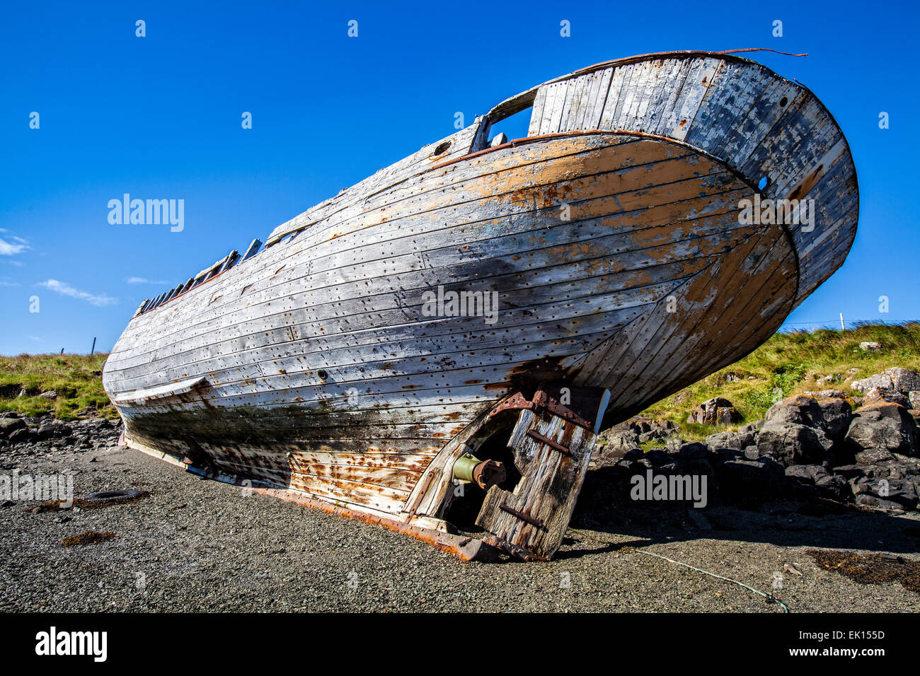 Old abandoned boat on shore hi-res stock photography and images - Alamy