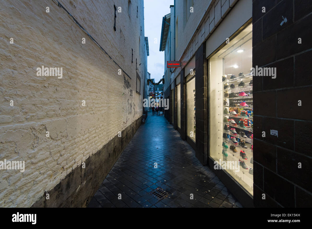 The narrow shopping streets in the historic center Stock Photo - Alamy